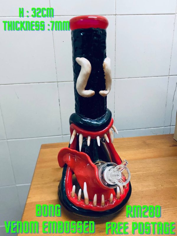 GLASS BONG VENOM EMBOSSED 32CM – SLSHCO